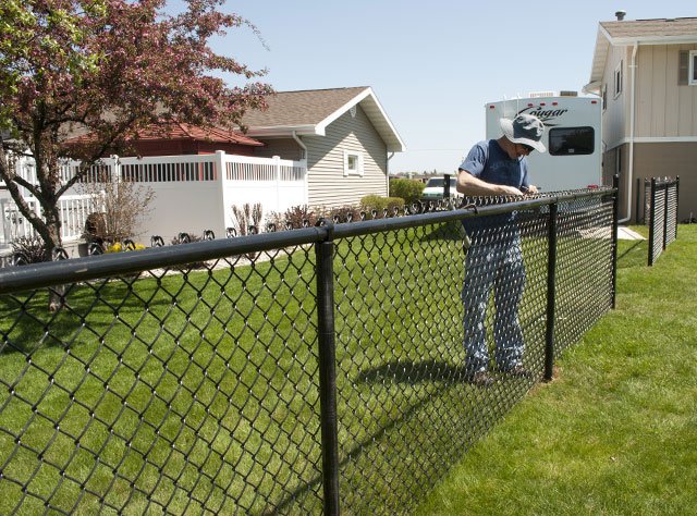 A Comprehensive Guide to the Diverse Types of Chain Link Fences ...