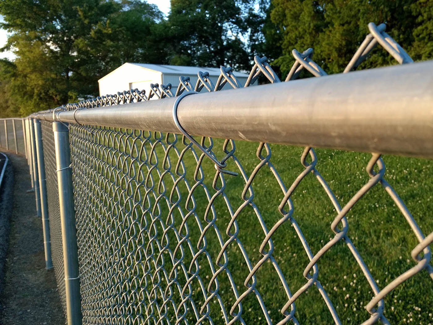 All about Chain link Fence: Types, Cost, Materials, Manufacturing, Uses ...